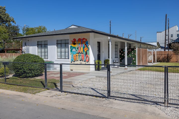 Casita Mural Walk To Riverwalk - Alta Vista - San Antonio