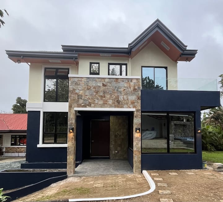 R House Tagaytay - Tagaytay