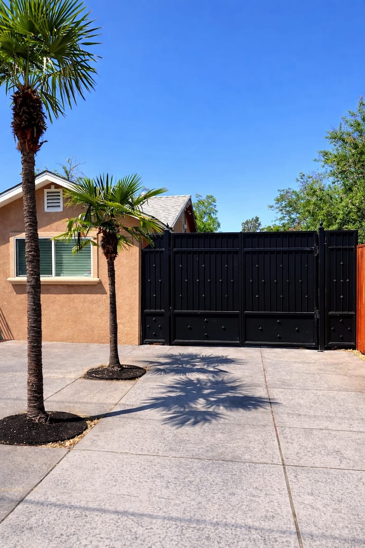 2bd, 1.5bath In Central Location, Secured Parking - Sacramento