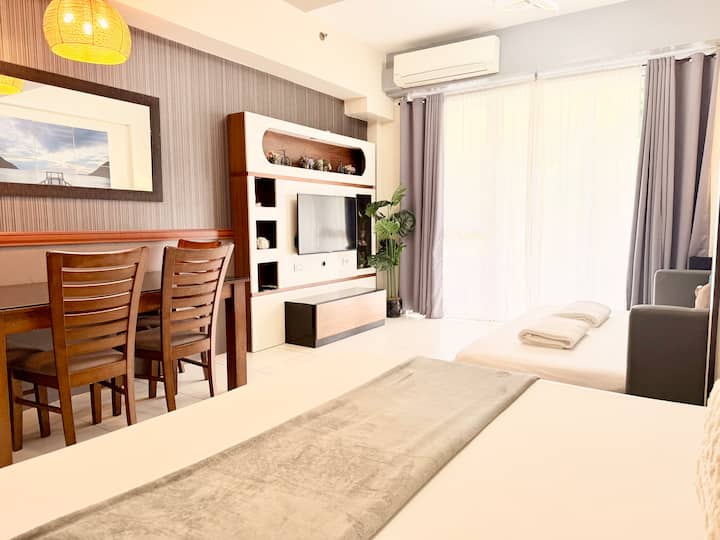 Pico De Loro By Ice-  Miranda B 208 With Balcony - Nasugbu