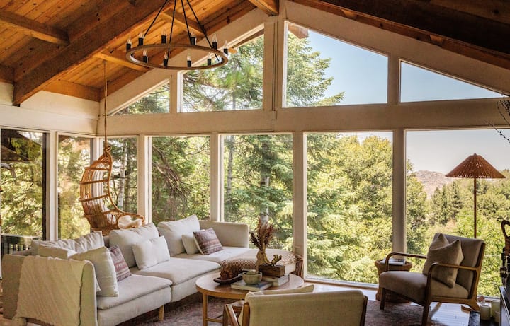 Peak & Pine | Retreat With Floor-to-ceiling Views - Lake Arrowhead, CA