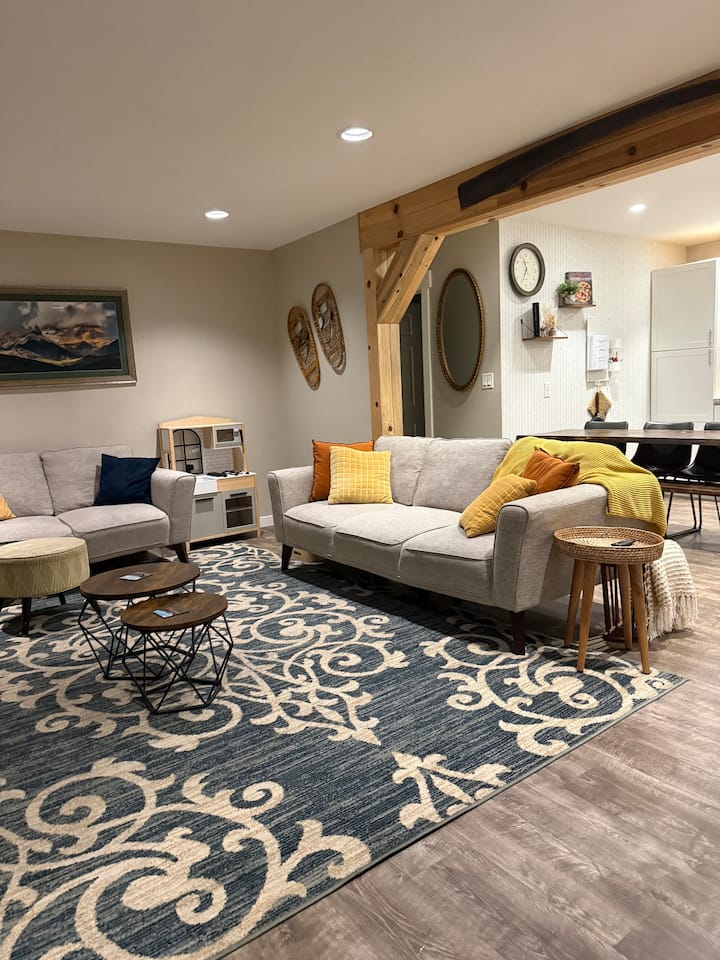 *Ak North Getaway* Anch Hub 12 Mins From Airport - Anchorage, AK