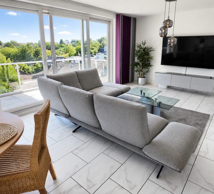Stunning View, Modern & Central Wuppertal - Solingen