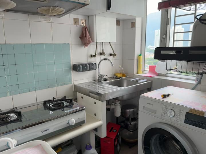 Whole Flat, 15 Mins Walk To Mtr Station - Tuen Mun