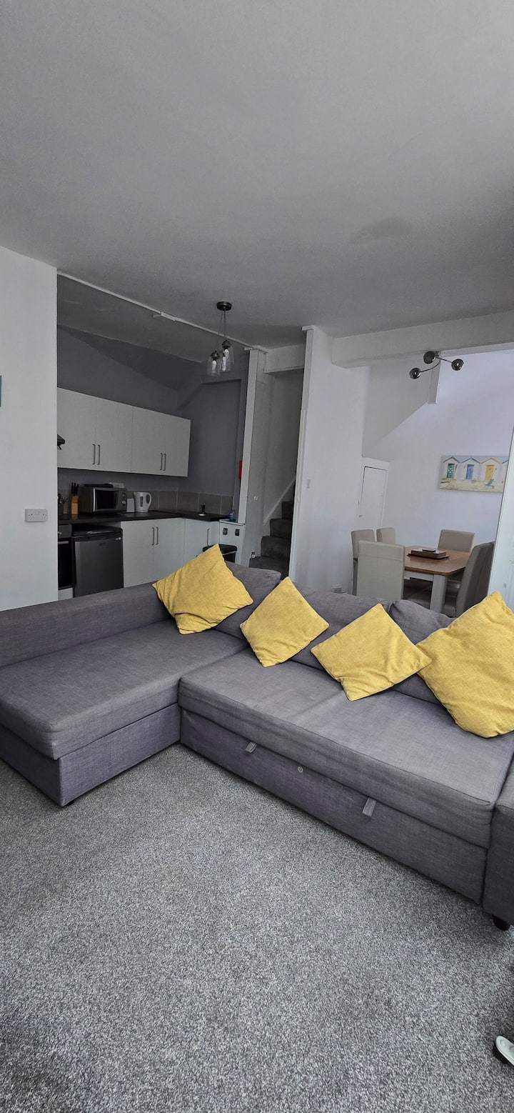 Cruise In - 2 Bedroom Flat - Weymouth Town Centre - Weymouth, UK
