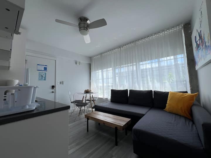 60 Saxo Residence - Miami Beach, FL