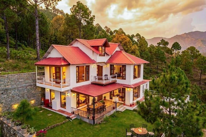 3 Br Mountain View- The Haven @ Kasauli - Kalka