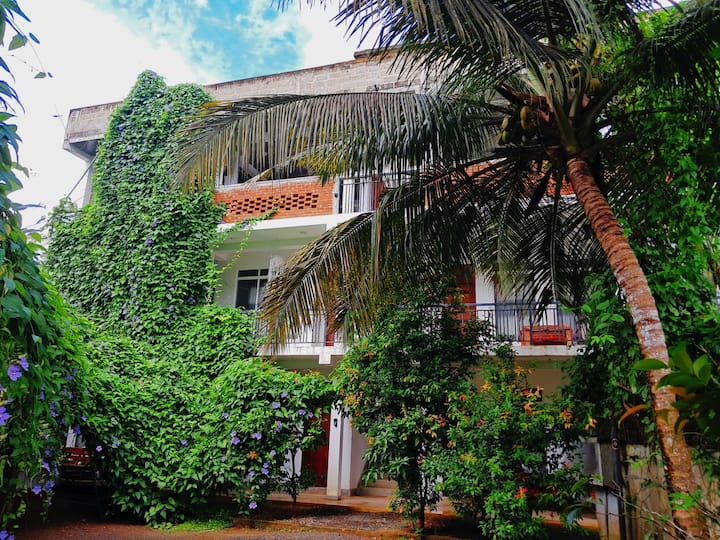 6 Rooms Villa In Mirissa - Calm Environment - Mirissa