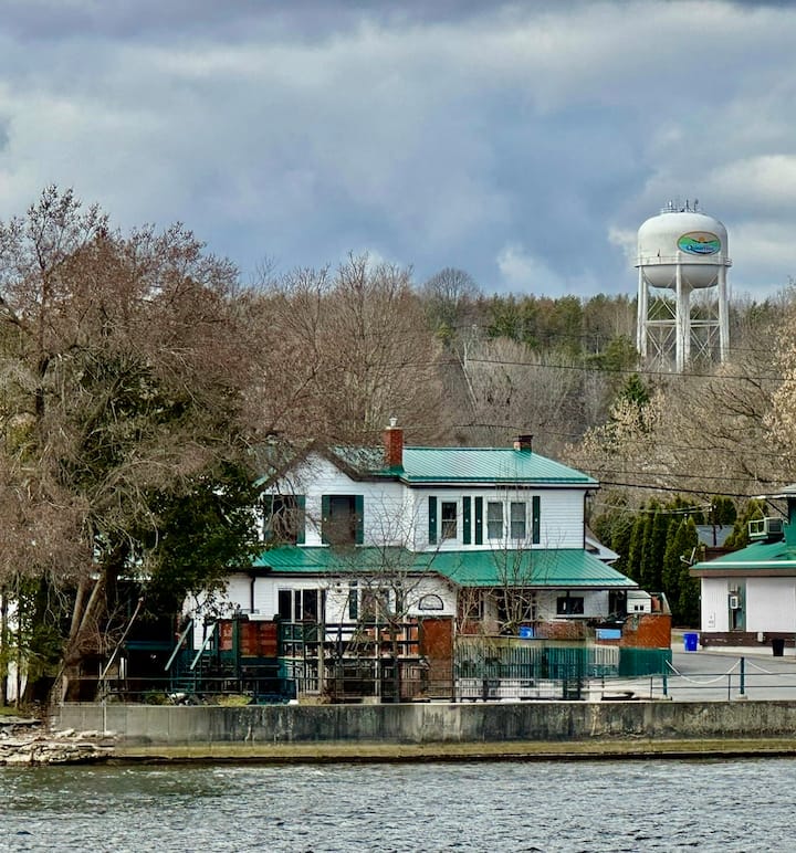 Fishing Trip To Trent Village - Brighton