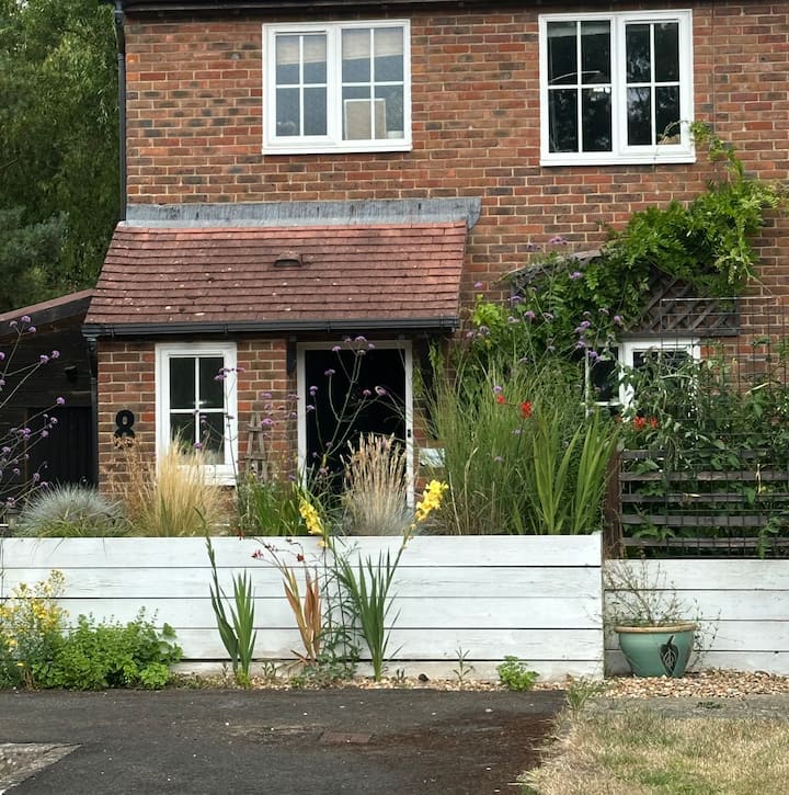 Quirky Comfy Family Home With Lovely Garden/cats - Bewl Water