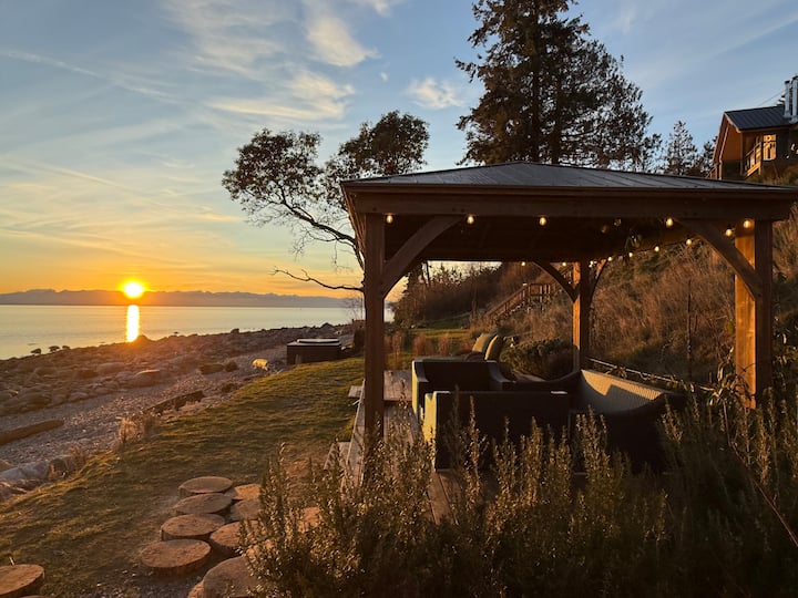 Oceanfront, Hot Tub, Sauna, Ev2, Hemlock Suite - Canada