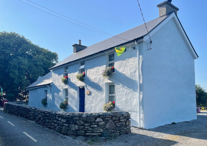 Killarney Cottage - Thado's Farmhouse - Killarney