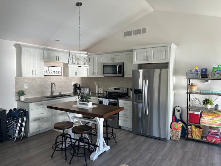 Lilly Pad Guest Suite - Saugatuck, MI