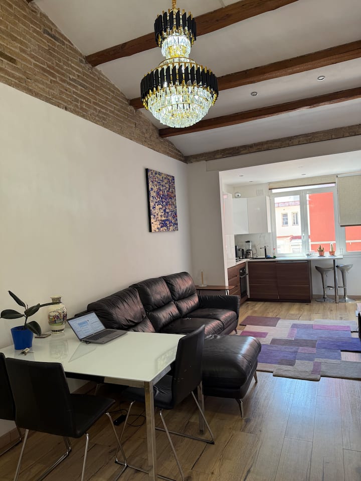 Modern Attic Near Pl España With Sunny Terrace - Barcelona