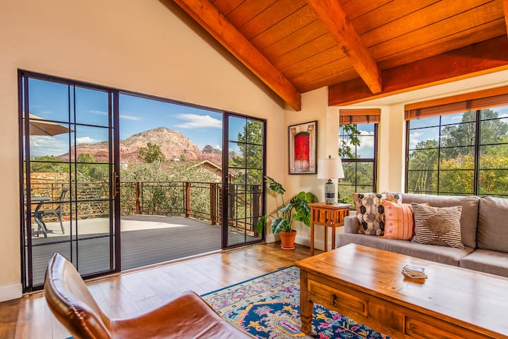 Cozy Retreat, Loft, Fenced Backyard With Views! - Sedona