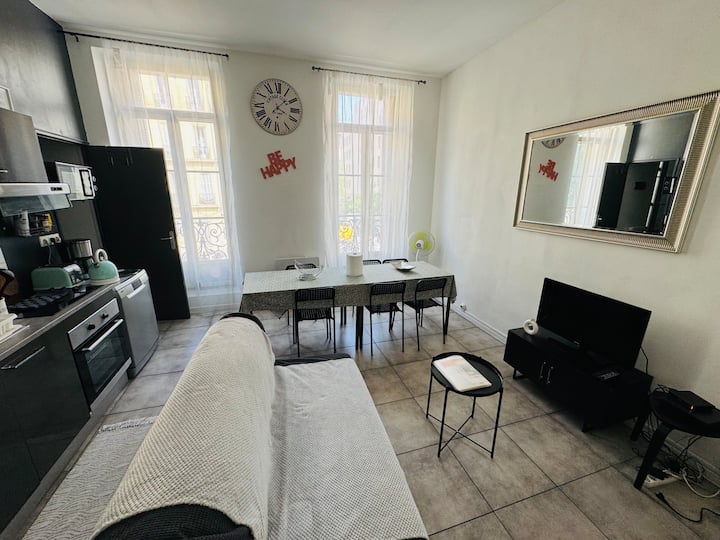 L'haussmannien 65, 4 Chambres, 10 Couchages - Marsella