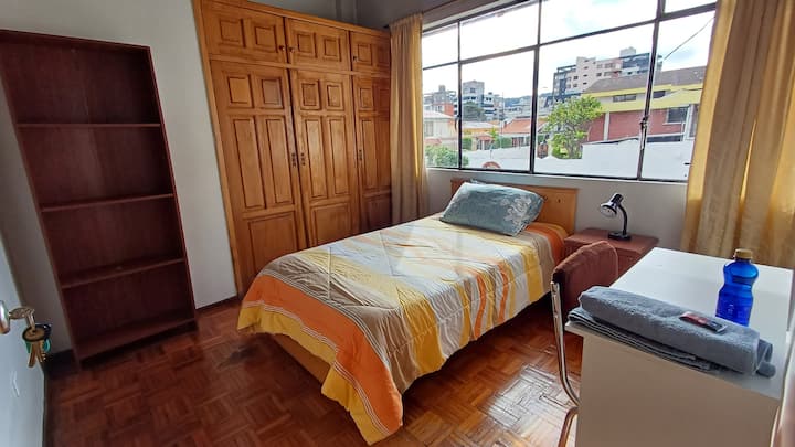 Cool & Well Located Apartment In Quito Room1 - Quito