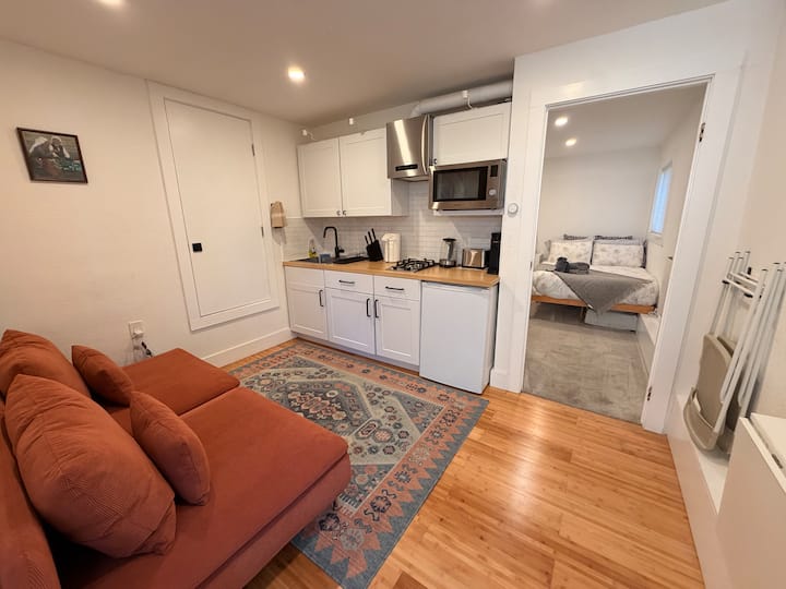 Sunny Studio In Gorgeous North Berkeley Hills - Berkeley, CA