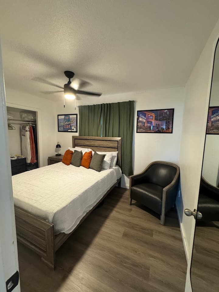 South Congress Apt - Summer Specials - Bouldin Creek - Austin