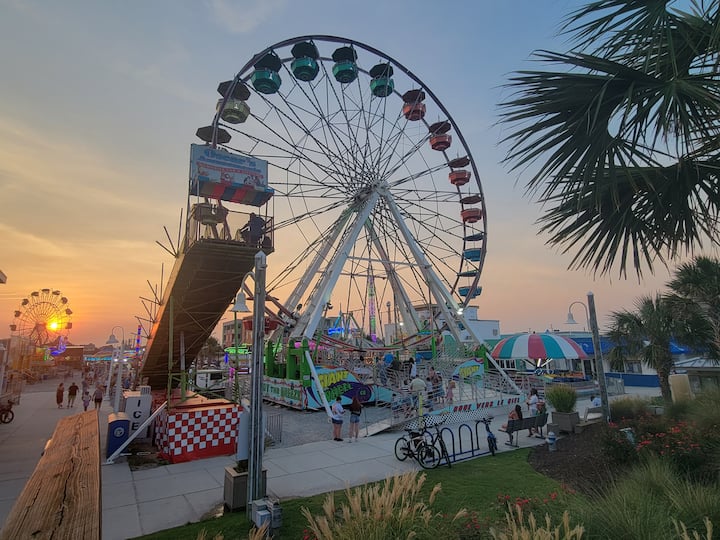 Heart Of Cb With Pool! 2 Blocks To Beach&boardwalk - Carolina Beach
