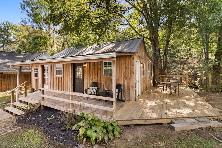 The Cottage At Homefolk Farms - Chickamauga Lake, TN