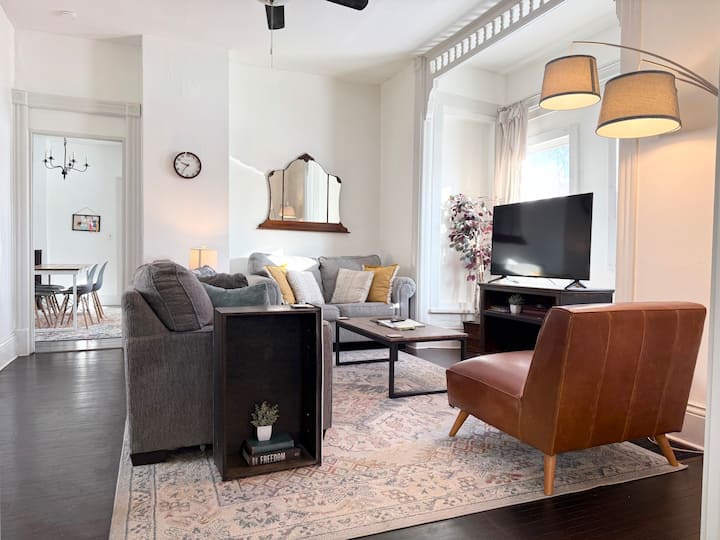 Clean, Spacious, Convenient, Comfortable, Historic - Buffalo, NY