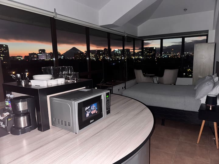 Estudio-apartamento Z.15, úLtimo Piso, Con A/c - Guatemala