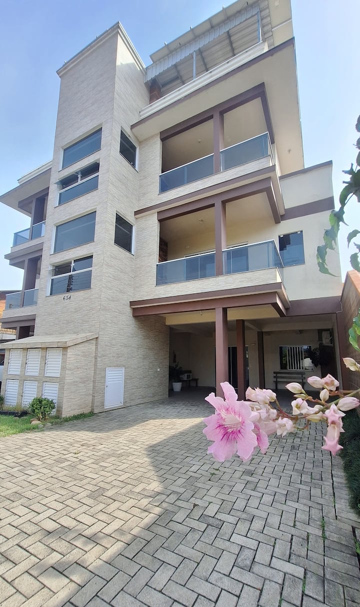 Apart Inteiro Próximo Ao Beto Carrero World. - Penha