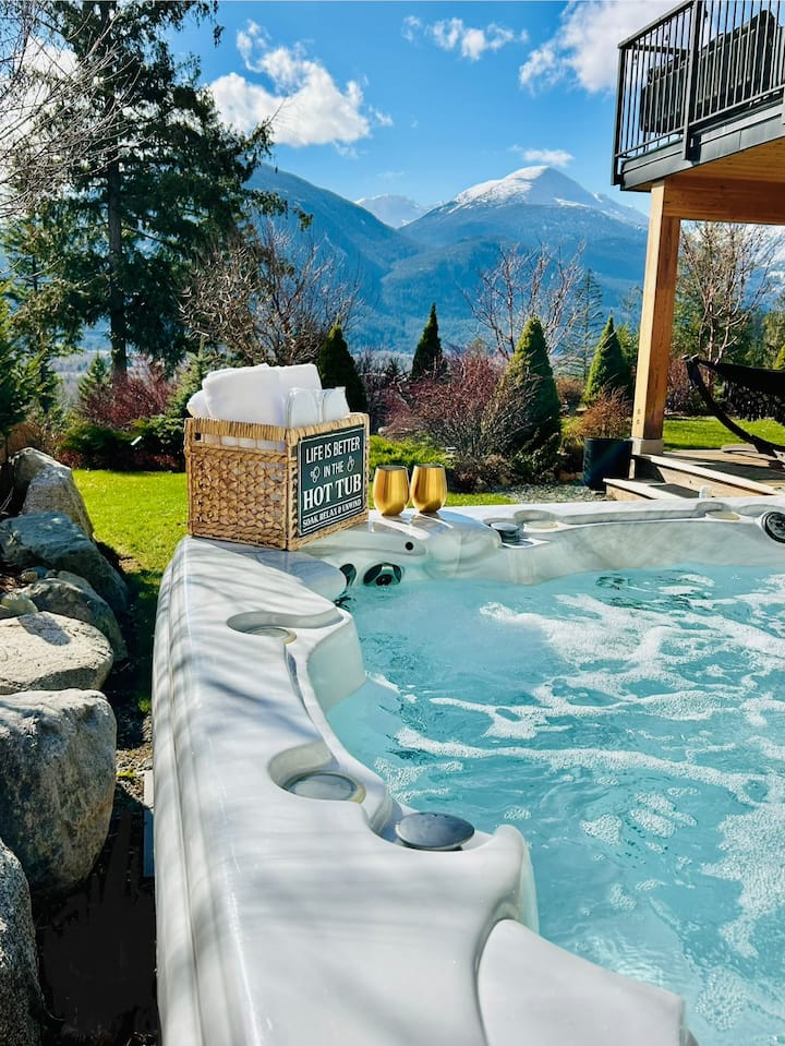 Pebble Creek Retreat - Pemberton, BC, Canada