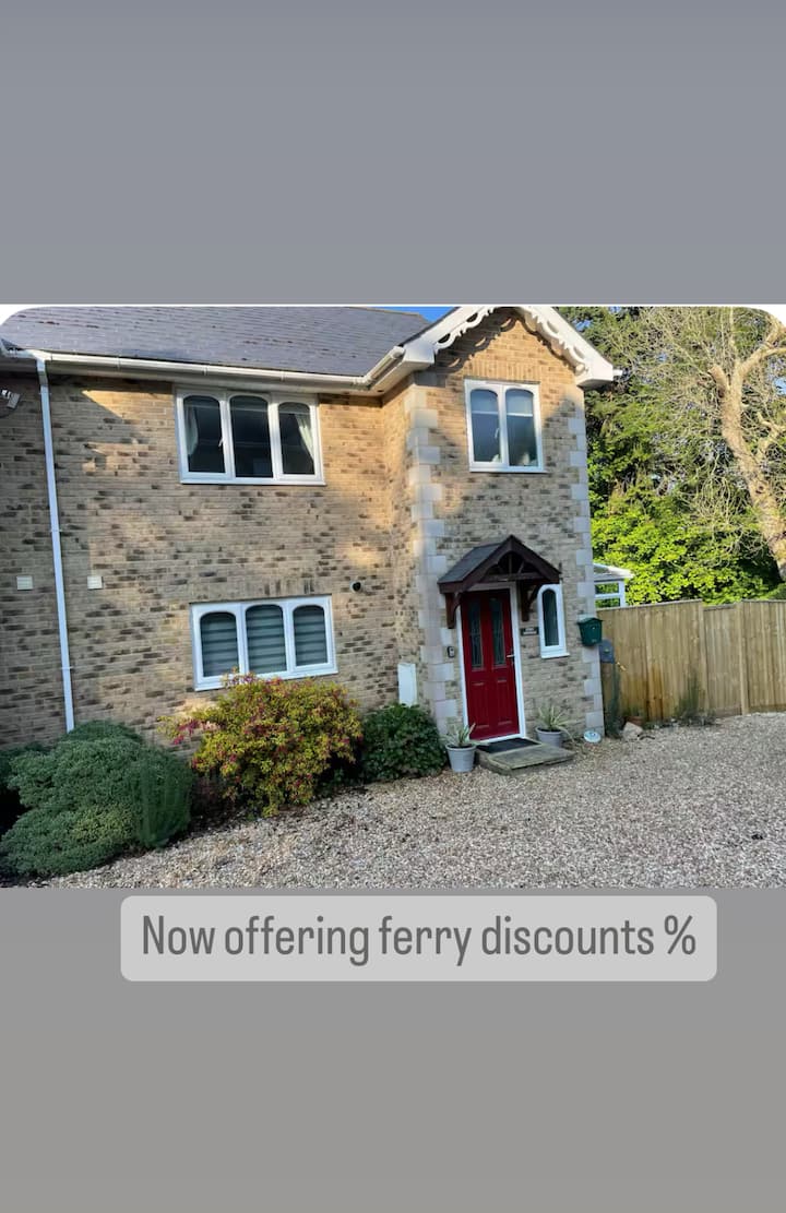 Beautiful Stone Cottage In Shanklin Old Village - Shanklin