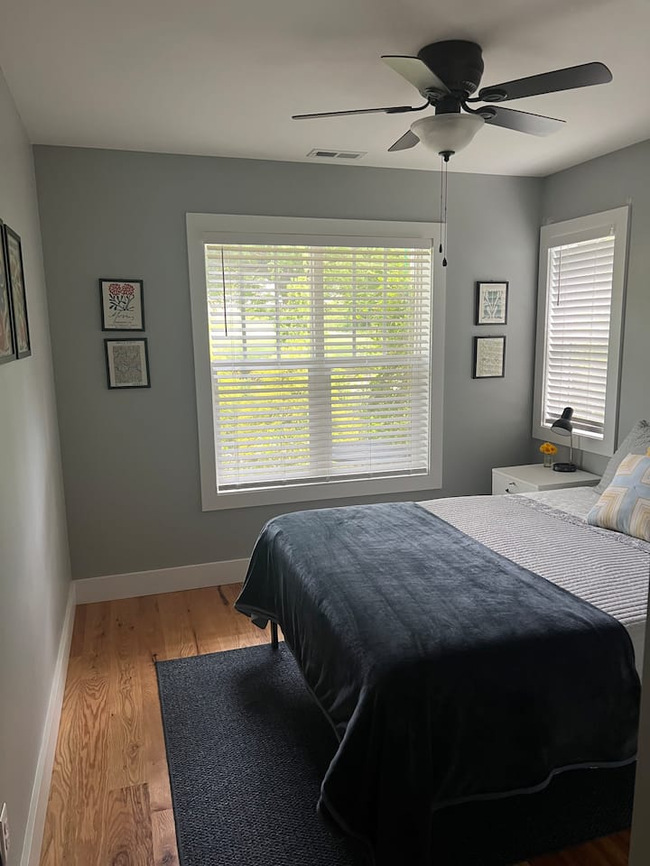 Robins Nest - Brevard