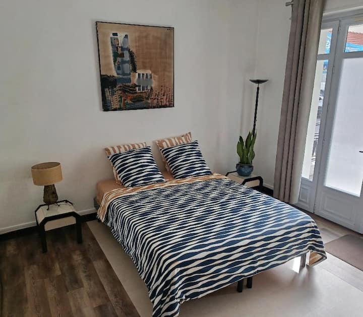 Arcachon 2 Pièces, Centre,terrasse,petit Parking - Arcachón