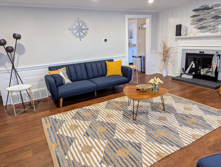 Short Walk To West Dennis Beach-fully Renovated - Dennis, MA