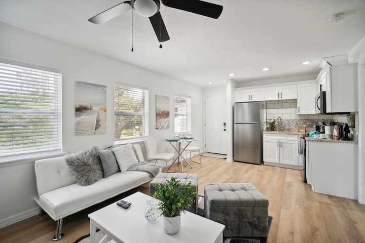 1bed/1bath In The Heart Of Tampa Close To Ybor - Tampa, FL