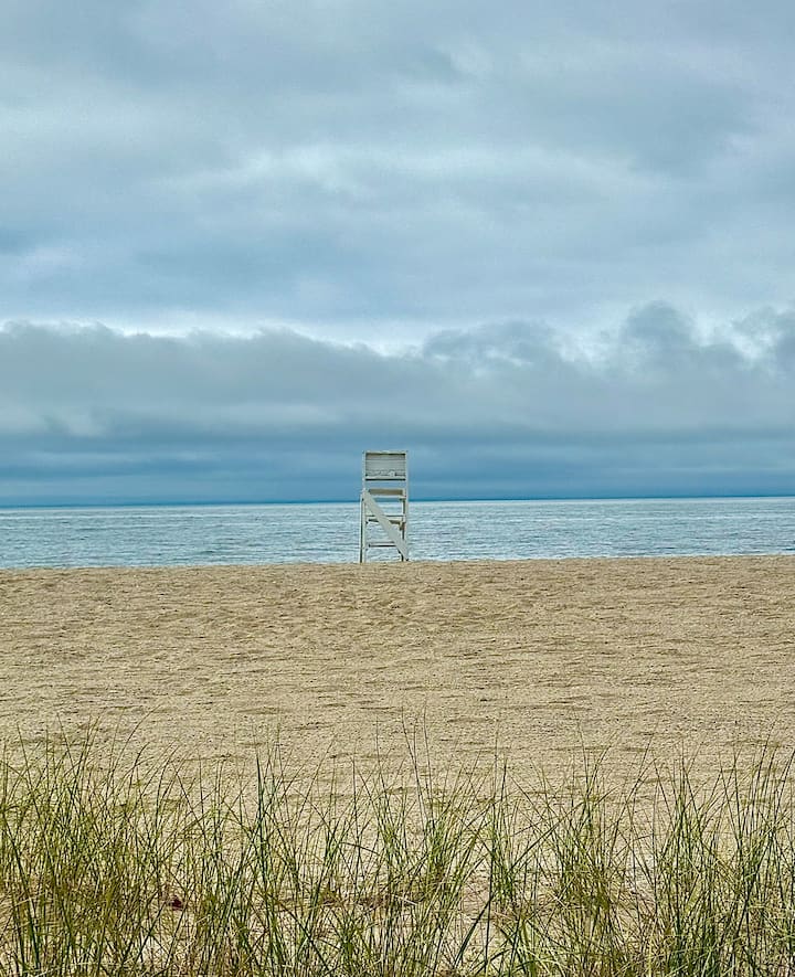 Beach Escape-steps To Private Sand/sleeps 7+ Patio - Milford, CT