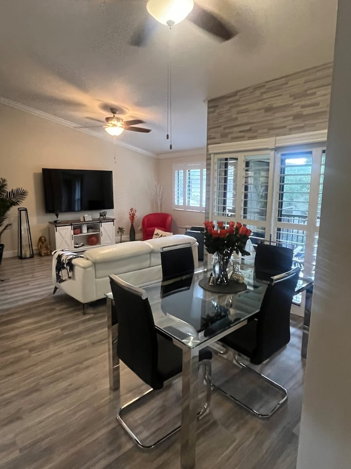 Peace And Luxury In Plantation - Plantation, FL