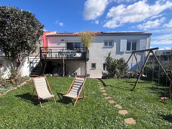 Maison Tout Confort à Proximité Du Centre Ville - La Rochelle