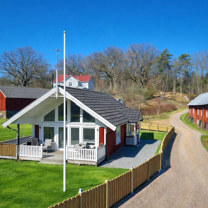 Lantligt, Härligt Läge I Vackra Ronneby - Ronneby