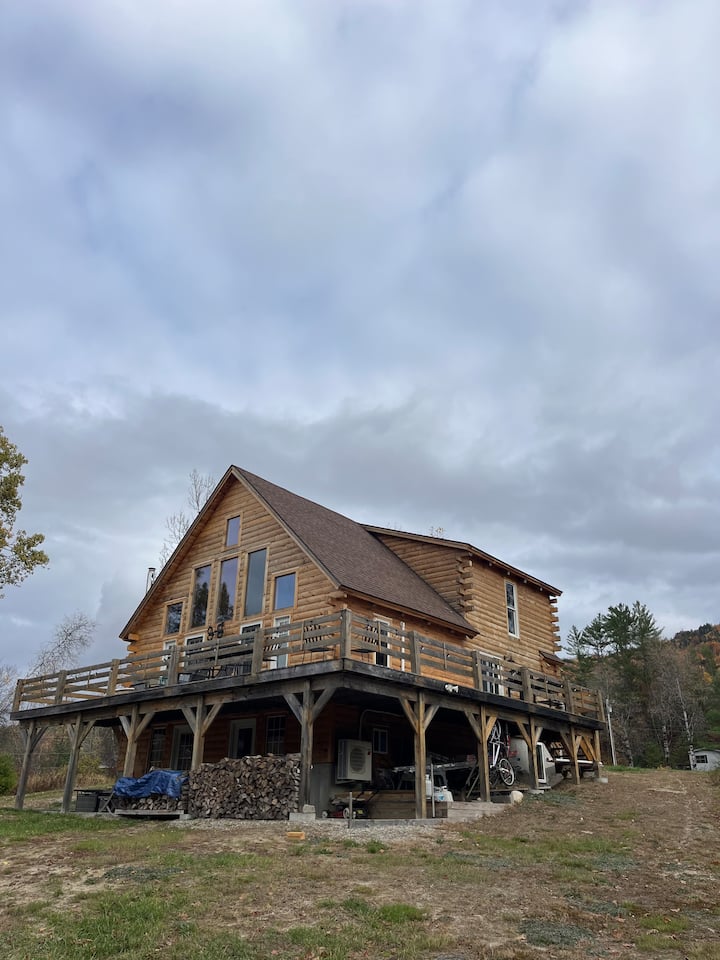 Unique Timberframe Chalet Close To Sunday River - Bethel, ME