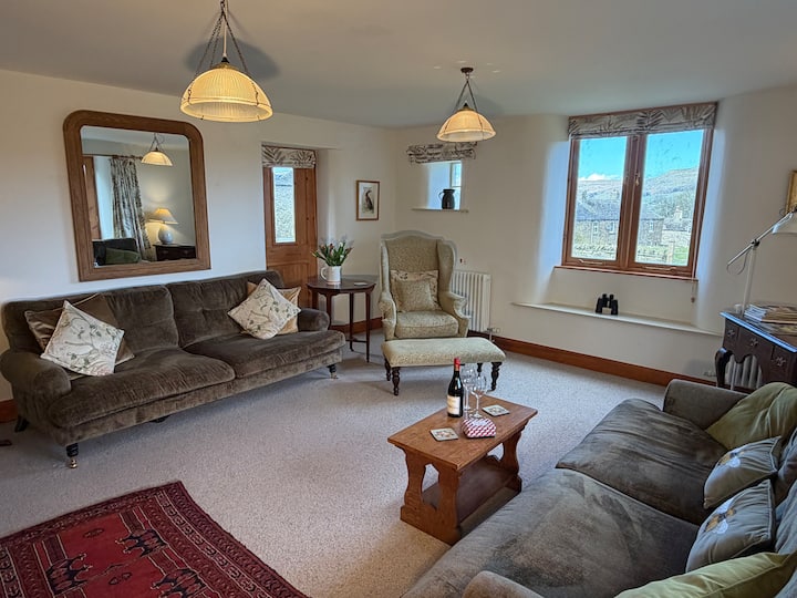 Amazing Views. Spacious Barn Conversion Near Hawes - Hawes