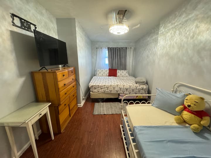 Group Getaway Of West New York - フォート・リー, NJ