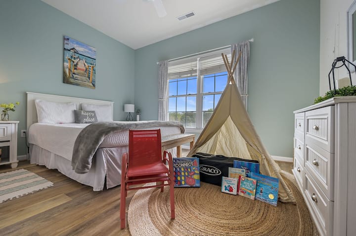 Stress-free Family Beach Stay | Pool + Kid Perks - Rehoboth Beach, DE