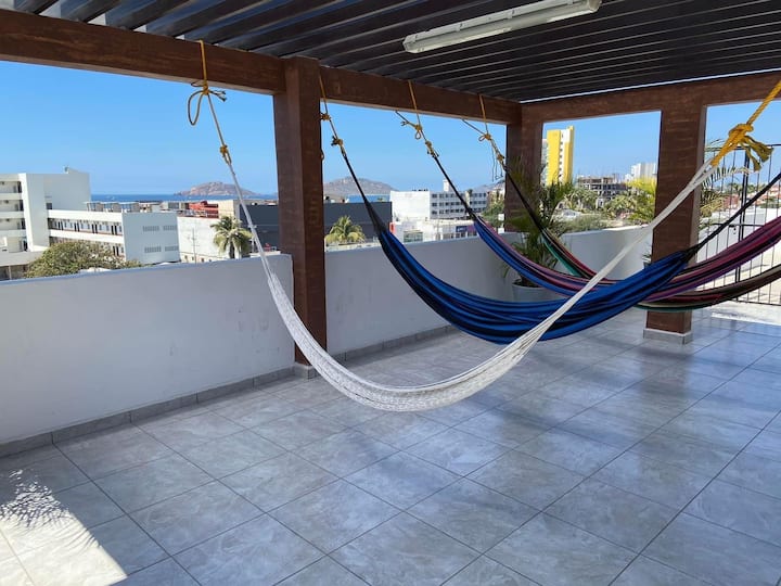 Bello Departamento A 2 Cuadras De La Playa-malecón - Mazatlán