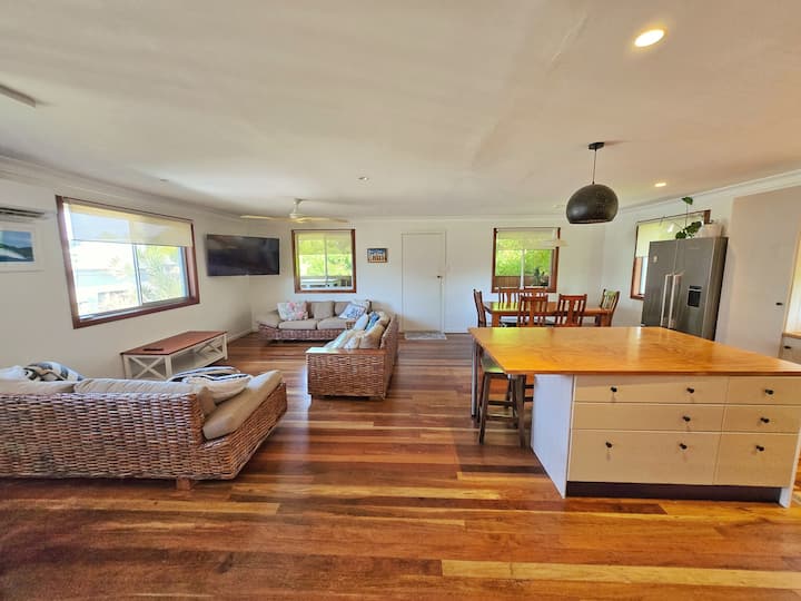 Bruns Beach House Sun Surf Sand Enjoy - Brunswick Heads