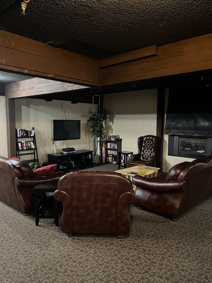 Snowline Condo - Glacier, WA