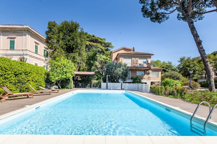 Casaletto 210 B1 Villa Con Piscina E Parcheggio - Rome