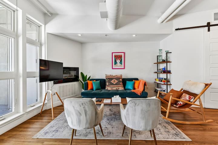 Dog-friendly Rino Loft | Walk To Mission Ballroom - Lincoln Park - Denver