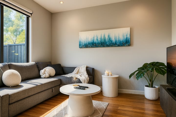 Lux List | Paradise Getaway 3br Apt W/freeparking - Mordialloc