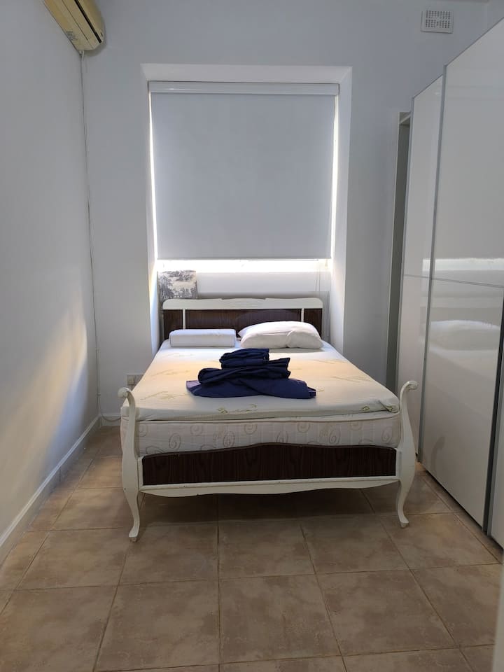 Private Apartment Dbl Bedroom Close To Sliema - Malte