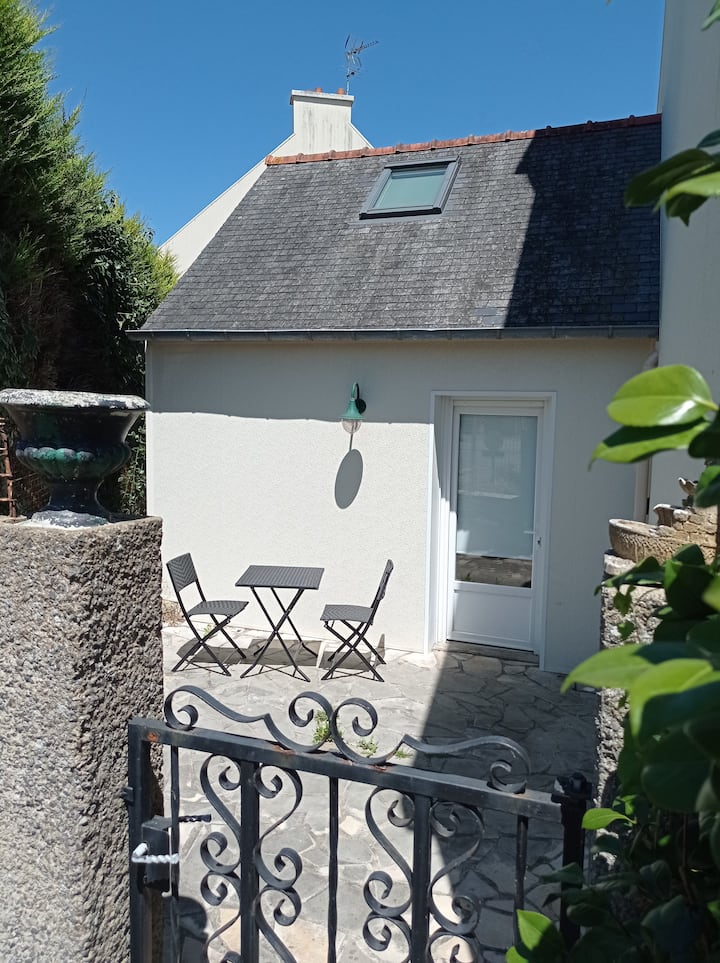 Studio Original, Filet Suspendu, Terrasse Privée - Dinan